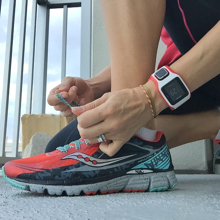 How to Choose the Right Running Shoes (Online or In-store)