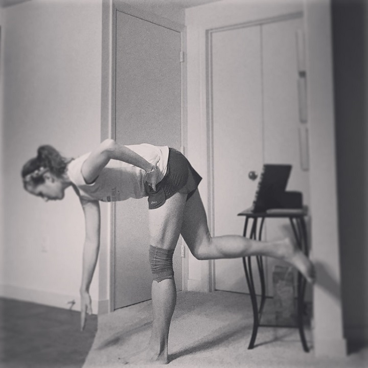 6 Best IT Band Exercises to Relieve Pain Once and For All (Videos)