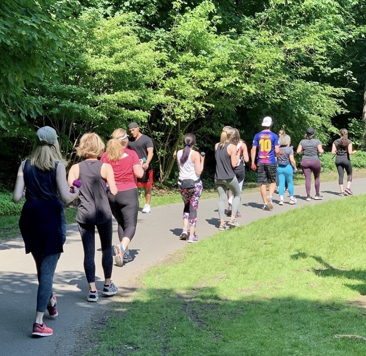 Walking a 5K: Beginners Training Guide + Plan - RunToTheFinish