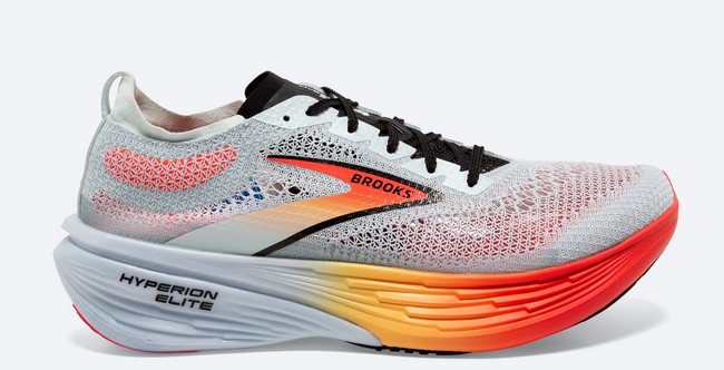 Brooks vs Asics: What's the Difference in Running Brands (2025)