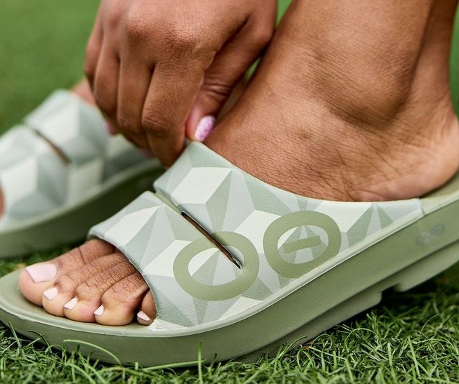 Oofos vs HOKA Recovery Sandals: What Do They Do?