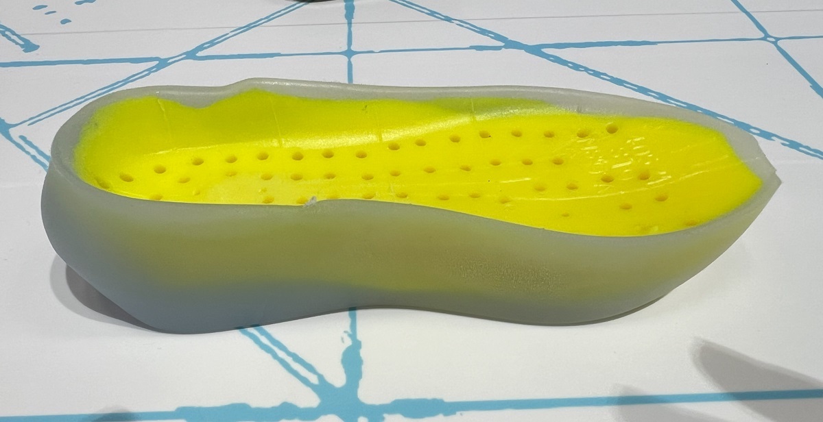 Understanding Running Shoe Foams | TPU, EVA, PEBA and More - RunToTheFinish