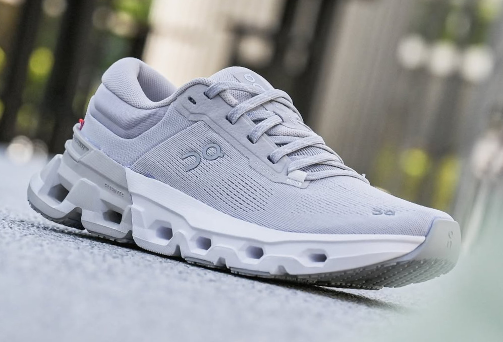 7 Best Wide Toe Box Walking Shoes(Be Comfortable All Day) - RunToTheFinish