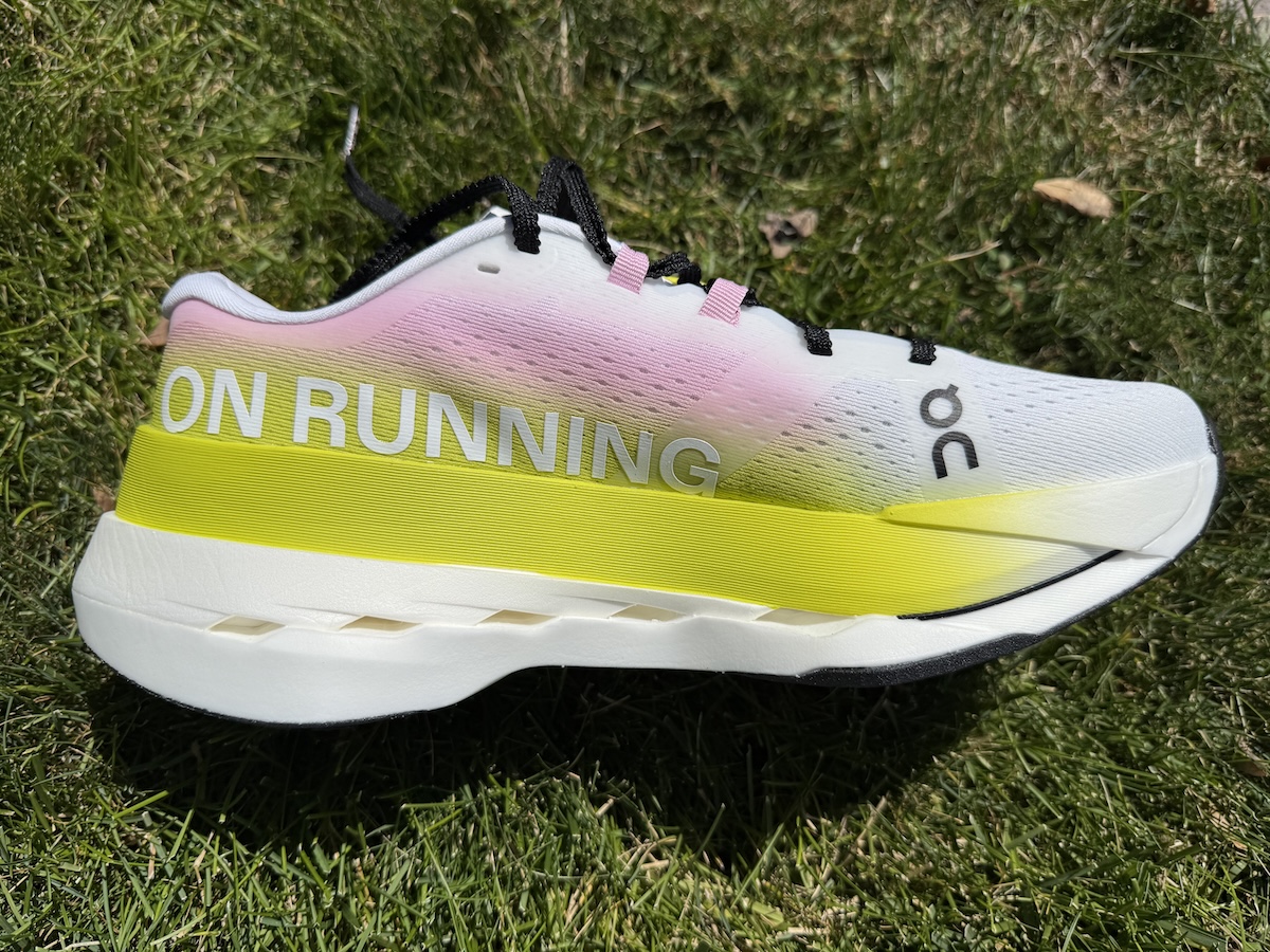 On Cloudboom Max Review | Super Shoe for Average Runners - RunToTheFinish